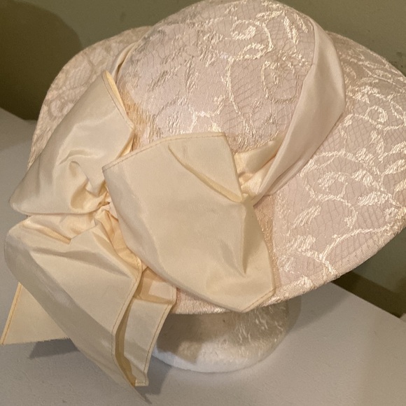Whittall & Shon | Accessories | Nwt Ivory Church Dress Hat By Whittall ...